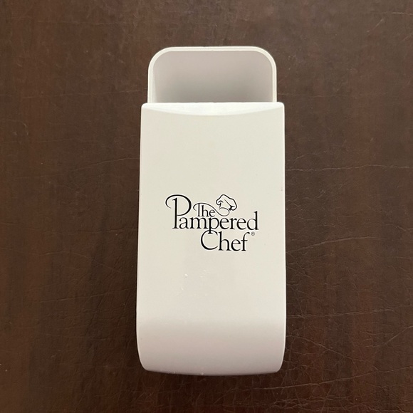 The Pampered Chef | Kitchen | The Pampered Chef Adjustable Measuring ...